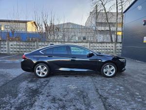 Black Opel Insignia 2018 in Kaunas, with an engine capacity of 1.49 L and mileage of 114 thousand km for 4400 €, photo 5 on AUTOMOTO.COM.LV