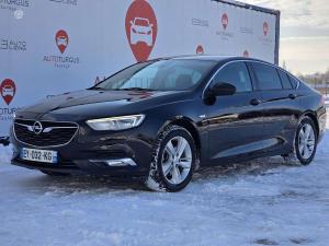 Black Opel Insignia 2018 in Taurage, with an engine capacity of 1.60 L and mileage of 182 thousand km for 8900 €, photo 9 on AUTOMOTO.COM.LV