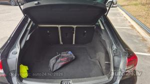 Black Opel Insignia 2018 in Tallinn, with an engine capacity of 1.50 L and mileage of 154 thousand km for 11500 €, photo 9 on AUTOMOTO.COM.LV
