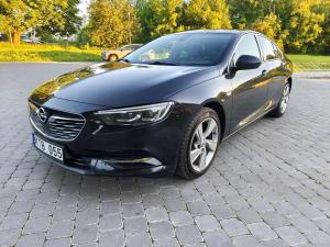 Black Opel Insignia 2018 in Silute, with an engine capacity of 1.60 L and mileage of 173 thousand km for 11500 €, photo  on AUTOMOTO.COM.LV