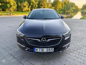 Black Opel Insignia 2018 in Silute, with an engine capacity of 1.60 L and mileage of 173 thousand km for 11500 €, photo 3 on AUTOMOTO.COM.LV