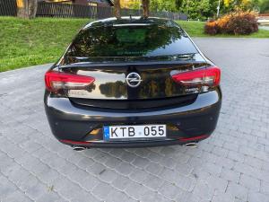 Black Opel Insignia 2018 in Silute, with an engine capacity of 1.60 L and mileage of 173 thousand km for 11500 €, photo 7 on AUTOMOTO.COM.LV
