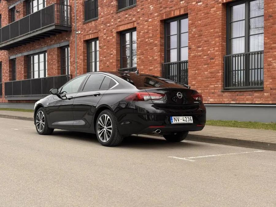 Melns Opel Insignia 2018 Rīga, ar dzinēja tilpumu 2.00 L un nobraukumu 188 tūkst. km par 12995 €, foto 4 vietnē AUTOMOTO.COM.LV