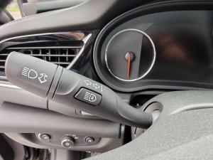 Black Opel Insignia 2018 in Vilnius, with an engine capacity of 1.49 L and mileage of 184 thousand km for 11000 €, photo 17 on AUTOMOTO.COM.LV