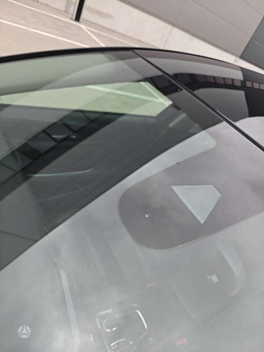 Black Opel Insignia 2018 in Vilnius, with an engine capacity of 1.49 L and mileage of 184 thousand km for 11000 €, photo 27 on AUTOMOTO.COM.LV