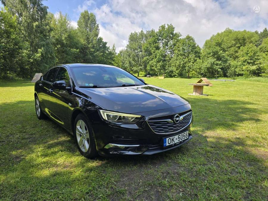 Melns Opel Insignia 2018 Kauņa, ar dzinēja tilpumu 1.60 L un nobraukumu 235 tūkst. km par 8450 €, foto 1 vietnē AUTOMOTO.COM.LV