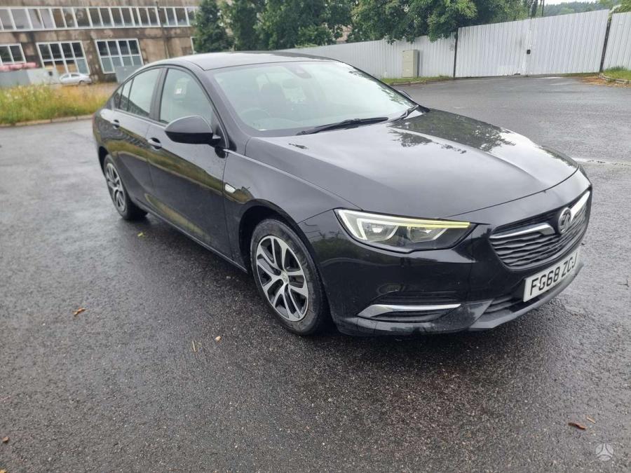 Melns Opel Insignia 2018 Jonava, ar dzinēja tilpumu 1.60 L un nobraukumu 115 tūkst. km par 3299 €, foto 1 vietnē AUTOMOTO.COM.LV