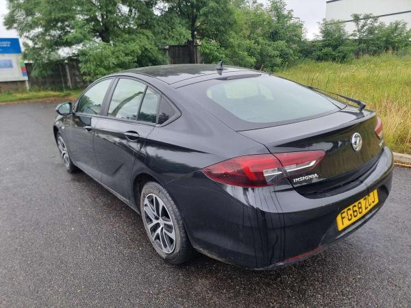 Melns Opel Insignia 2018 Jonava, ar dzinēja tilpumu 1.60 L un nobraukumu 115 tūkst. km par 3299 €, foto 5 vietnē AUTOMOTO.COM.LV