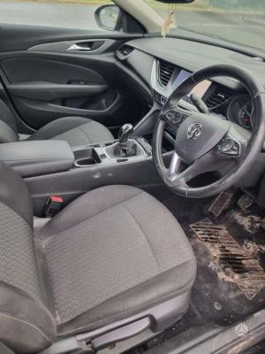 Melns Opel Insignia 2018 Jonava, ar dzinēja tilpumu 1.60 L un nobraukumu 115 tūkst. km par 3299 €, foto 11 vietnē AUTOMOTO.COM.LV