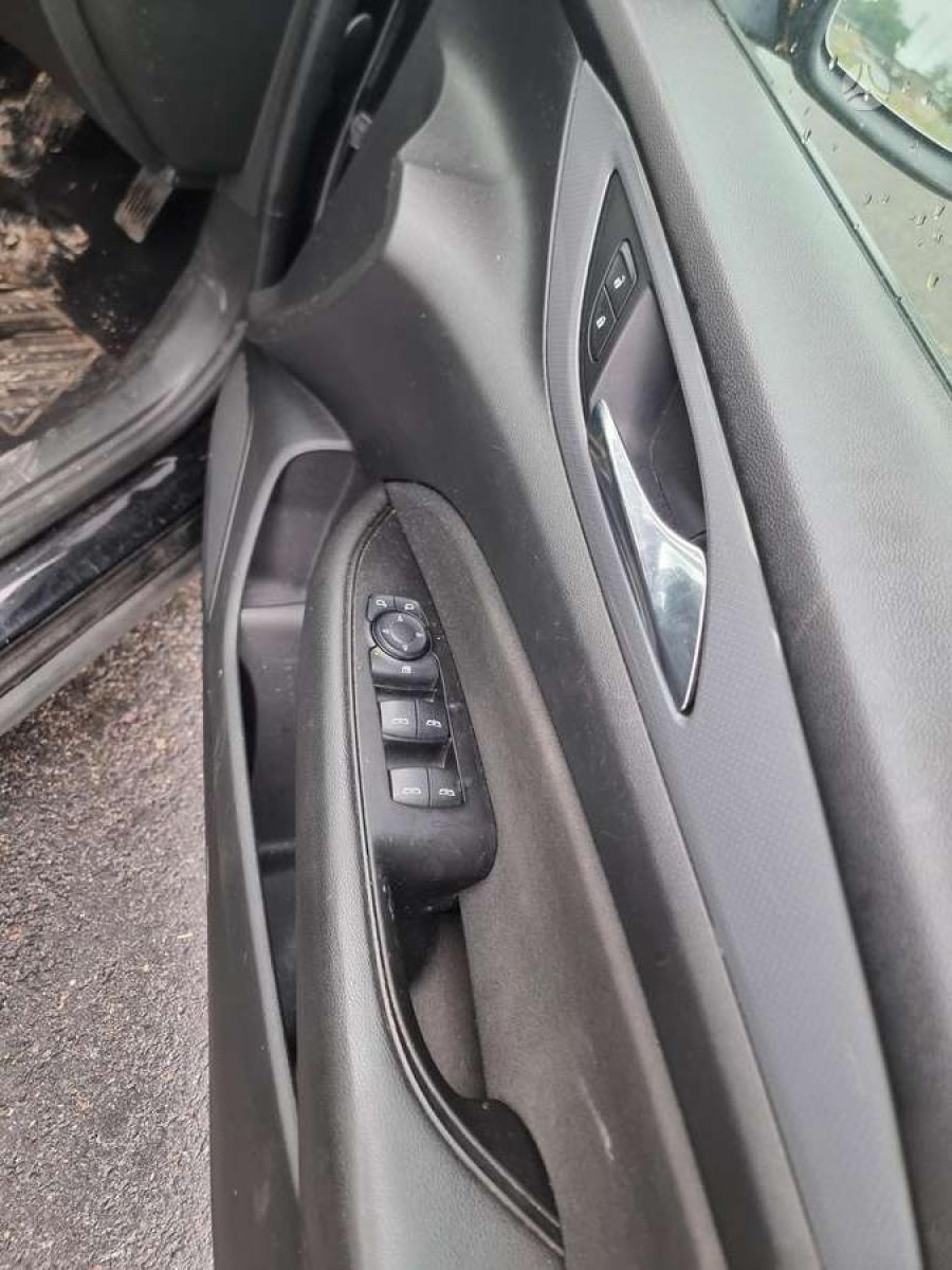 Melns Opel Insignia 2018 Jonava, ar dzinēja tilpumu 1.60 L un nobraukumu 115 tūkst. km par 3299 €, foto 12 vietnē AUTOMOTO.COM.LV