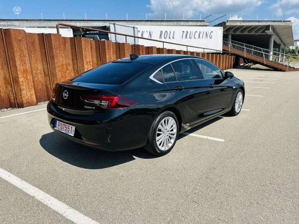 Black Opel Insignia 2018 in Kaunas, with an engine capacity of 1.60 L and mileage of 219 thousand km for 10499 €, photo 5 on AUTOMOTO.COM.LV