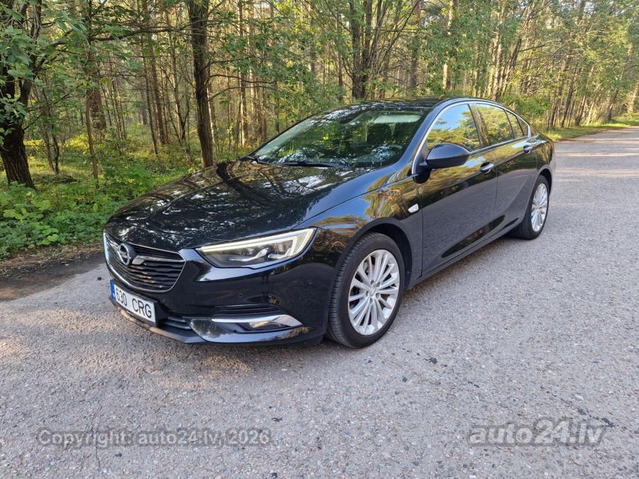 Black Opel Insignia 2018 in Tallinn, with an engine capacity of 1.60 L and mileage of 141 thousand km for 12400 €, photo 3 on AUTOMOTO.COM.LV