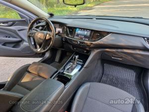 Black Opel Insignia 2018 in Tallinn, with an engine capacity of 1.60 L and mileage of 141 thousand km for 12400 €, photo 11 on AUTOMOTO.COM.LV