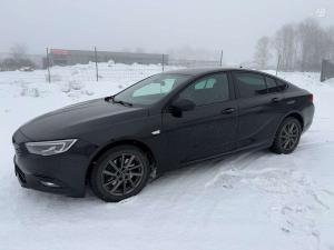 Black Opel Insignia 2019 in Palanga, with an engine capacity of 1.96 L and mileage of 200 thousand km for 14950 €, photo  on AUTOMOTO.COM.LV