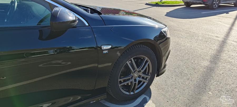 Black Opel Insignia 2019 in Vilnius, with an engine capacity of 2.00 L and mileage of 51 thousand km for 10800 €, photo 7 on AUTOMOTO.COM.LV