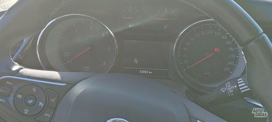 Black Opel Insignia 2019 in Vilnius, with an engine capacity of 2.00 L and mileage of 51 thousand km for 10800 €, photo 14 on AUTOMOTO.COM.LV