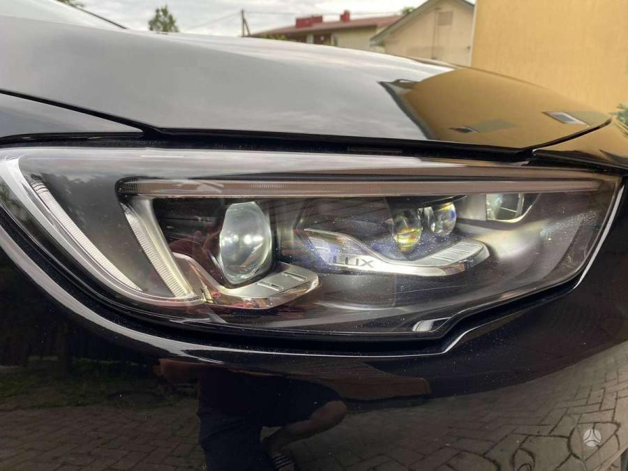 Black Opel Insignia 2019 in Vilnius, with an engine capacity of 1.96 L and mileage of 56 thousand km for 10500 €, photo 14 on AUTOMOTO.COM.LV