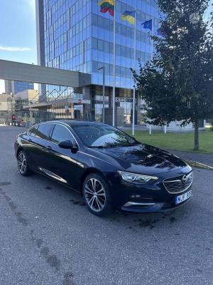 Black Opel Insignia 2019 in Vilnius, with an engine capacity of 1.50 L and mileage of 207 thousand km for 9450 €, photo  on AUTOMOTO.COM.LV