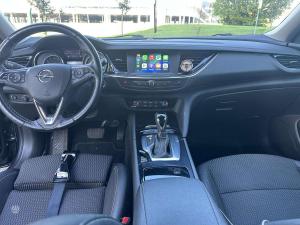 Black Opel Insignia 2019 in Vilnius, with an engine capacity of 1.50 L and mileage of 207 thousand km for 9450 €, photo 14 on AUTOMOTO.COM.LV