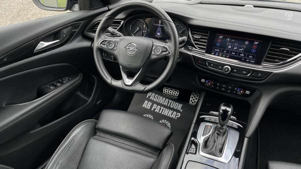 Black Opel Insignia 2020 in Marijampole, with an engine capacity of 1.96 L and mileage of 86 thousand km for 17890 €, photo 2 on AUTOMOTO.COM.LV