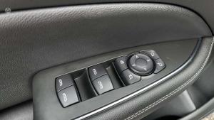 Melns Opel Insignia 2020 Marijampole, ar dzinēja tilpumu 1.96 L un nobraukumu 86 tūkst. km par 17890 €, foto 39 vietnē AUTOMOTO.COM.LV