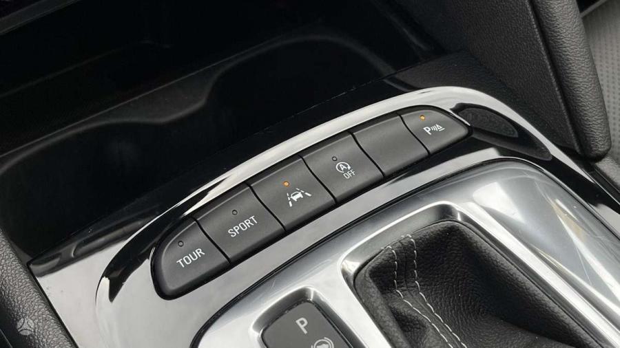 Melns Opel Insignia 2020 Marijampole, ar dzinēja tilpumu 1.96 L un nobraukumu 86 tūkst. km par 17890 €, foto 40 vietnē AUTOMOTO.COM.LV
