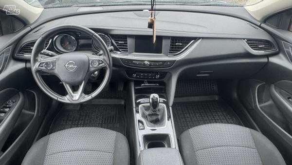 Black Opel Insignia 2021 in Kaunas, with an engine capacity of 1.50 L and mileage of 51 thousand km for 15500 €, photo 7 on AUTOMOTO.COM.LV
