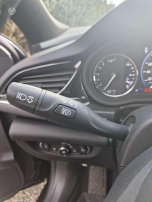 Black Opel Insignia 2022 in Alytus, with an engine capacity of 2.00 L and mileage of 87 thousand km for 15600 €, photo 28 on AUTOMOTO.COM.LV