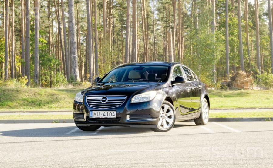 Черный Опель Инсигния 2008 в Рига, объемом двигателя 2.00 л и пробегом 334 тыс. км за 2290 €, фото 1 на AUTOMOTO.COM.LV