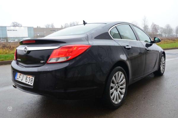 Melns Opel Insignia 2009 Šauļi, ar dzinēja tilpumu 1.96 L un nobraukumu 293 tūkst. km par 2900 €, foto 5 vietnē AUTOMOTO.COM.LV