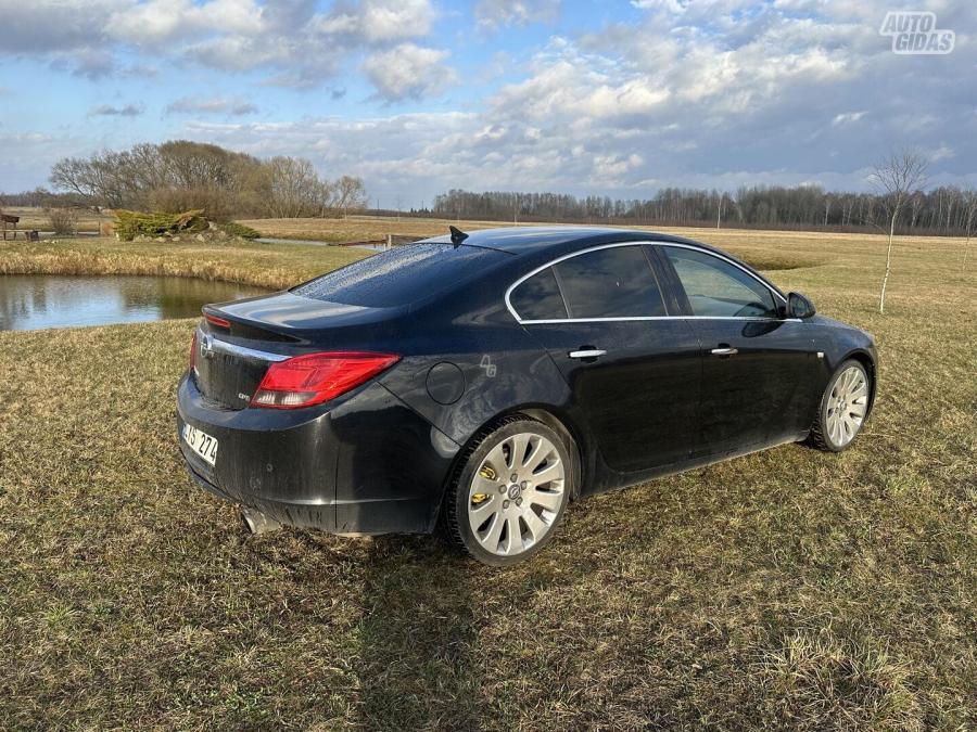 Black Opel Insignia 2009 in Vilnius, with an engine capacity of 2.00 L and mileage of 234 thousand km for 3300 €, photo 15 on AUTOMOTO.COM.LV
