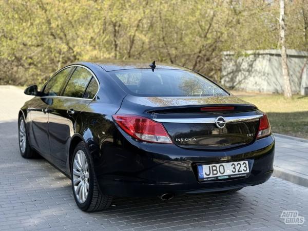 Black Opel Insignia 2009 in Vilnius, with an engine capacity of 2.00 L and mileage of 252 thousand km for 2450 €, photo 6 on AUTOMOTO.COM.LV