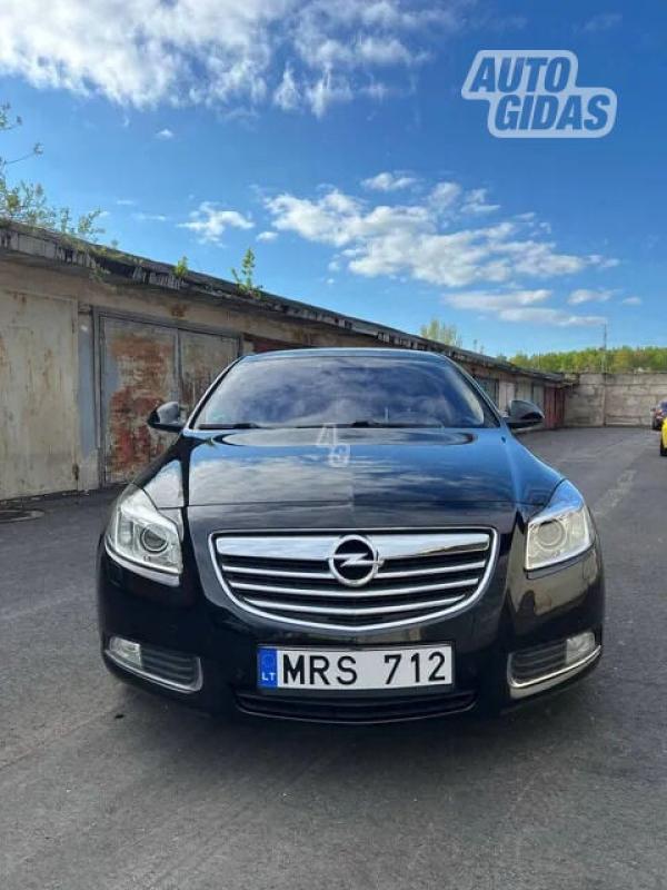 Black Opel Insignia 2009 in Kaunas, with an engine capacity of 2.00 L and mileage of 261 thousand km for 3600 €, photo 4 on AUTOMOTO.COM.LV