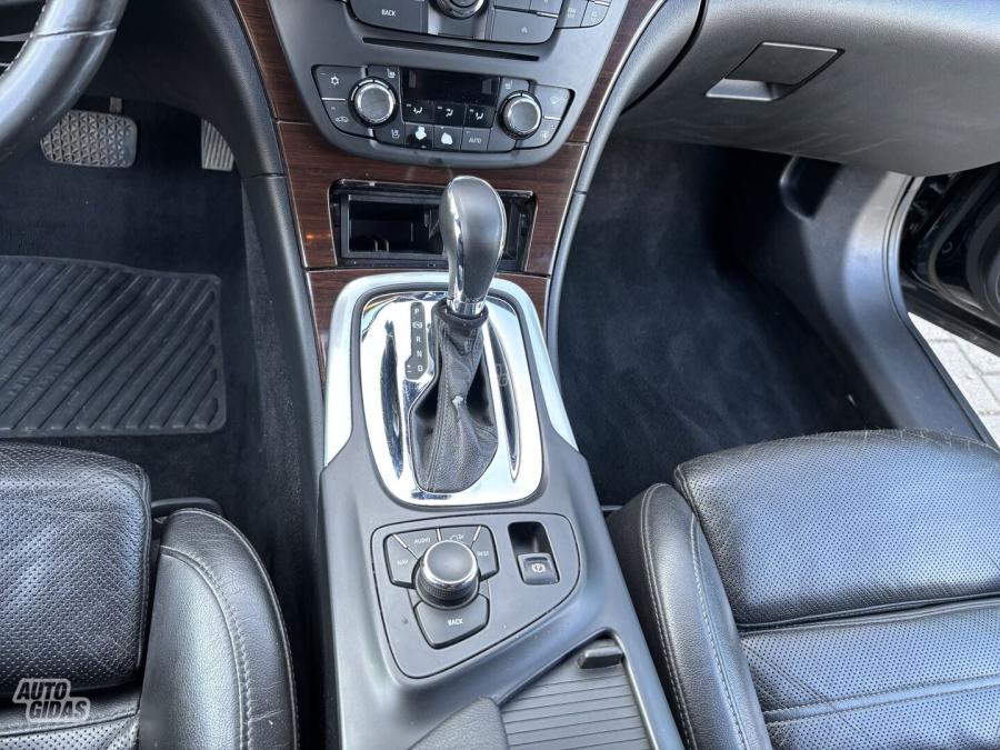 Black Opel Insignia 2009 in Kaunas, with an engine capacity of 2.00 L and mileage of 261 thousand km for 3600 €, photo 14 on AUTOMOTO.COM.LV