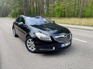Black Opel Insignia 2009 in Druskininkai, with an engine capacity of 1.96 L and mileage of 233 thousand km for 2990 €, photo  on AUTOMOTO.COM.LV
