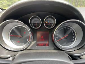 Black Opel Insignia 2009 in Druskininkai, with an engine capacity of 1.96 L and mileage of 233 thousand km for 2990 €, photo 19 on AUTOMOTO.COM.LV