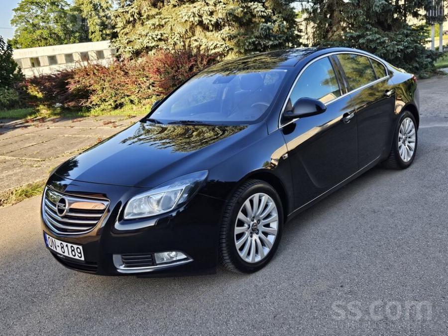 Melns Opel Insignia 2009 Jēkabpils, ar dzinēja tilpumu 2.00 L un nobraukumu 305 tūkst. km par 4790 €, foto 1 vietnē AUTOMOTO.COM.LV