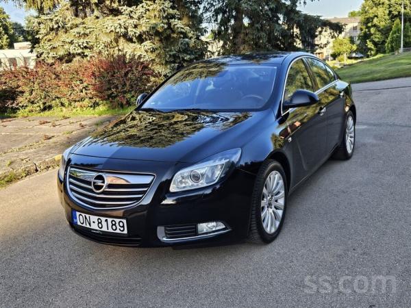 Melns Opel Insignia 2009 Jēkabpils, ar dzinēja tilpumu 2.00 L un nobraukumu 305 tūkst. km par 4790 €, foto 2 vietnē AUTOMOTO.COM.LV