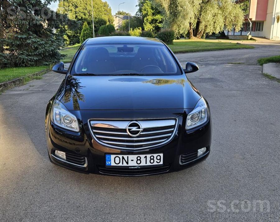 Melns Opel Insignia 2009 Jēkabpils, ar dzinēja tilpumu 2.00 L un nobraukumu 305 tūkst. km par 4790 €, foto 4 vietnē AUTOMOTO.COM.LV