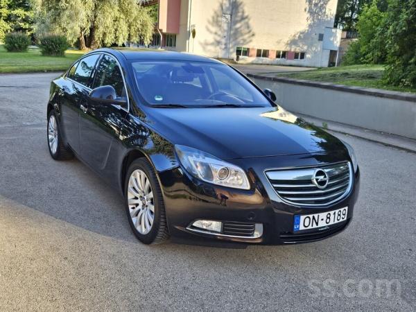 Melns Opel Insignia 2009 Jēkabpils, ar dzinēja tilpumu 2.00 L un nobraukumu 305 tūkst. km par 4790 €, foto 4 vietnē AUTOMOTO.COM.LV