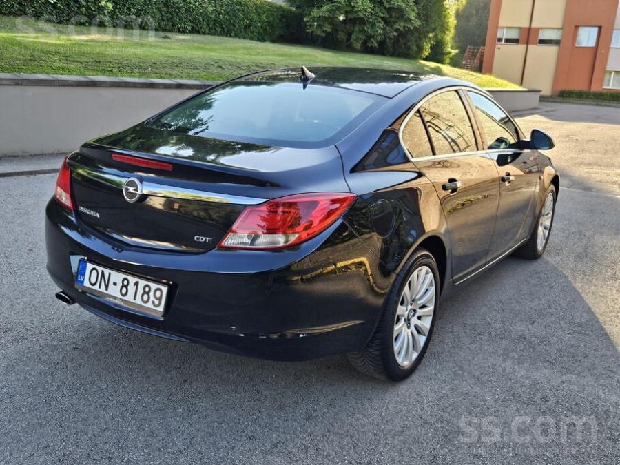 Melns Opel Insignia 2009 Jēkabpils, ar dzinēja tilpumu 2.00 L un nobraukumu 305 tūkst. km par 4790 €, foto 9 vietnē AUTOMOTO.COM.LV