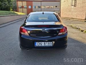 Melns Opel Insignia 2009 Jēkabpils, ar dzinēja tilpumu 2.00 L un nobraukumu 305 tūkst. km par 4790 €, foto 10 vietnē AUTOMOTO.COM.LV