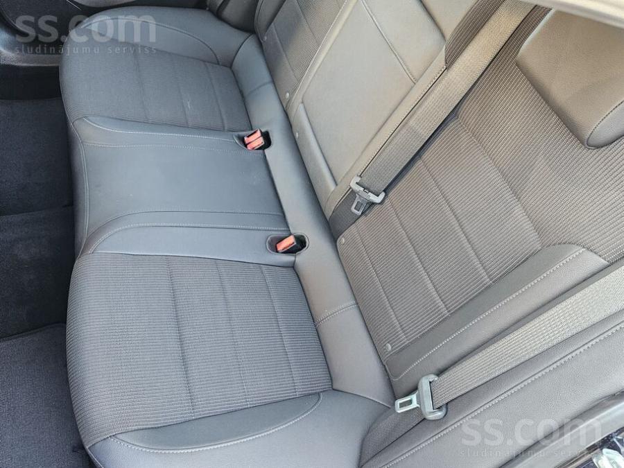 Melns Opel Insignia 2009 Jēkabpils, ar dzinēja tilpumu 2.00 L un nobraukumu 305 tūkst. km par 4790 €, foto 16 vietnē AUTOMOTO.COM.LV