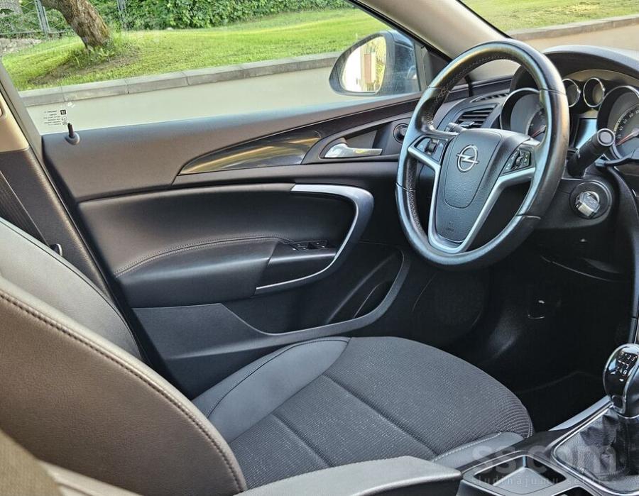 Melns Opel Insignia 2009 Jēkabpils, ar dzinēja tilpumu 2.00 L un nobraukumu 305 tūkst. km par 4790 €, foto 20 vietnē AUTOMOTO.COM.LV