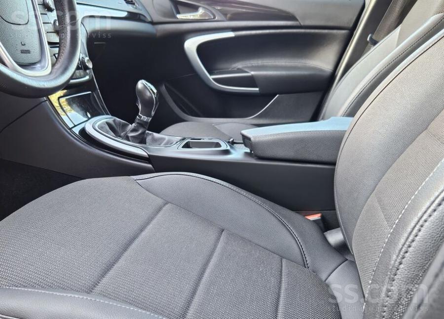 Melns Opel Insignia 2009 Jēkabpils, ar dzinēja tilpumu 2.00 L un nobraukumu 305 tūkst. km par 4790 €, foto 26 vietnē AUTOMOTO.COM.LV