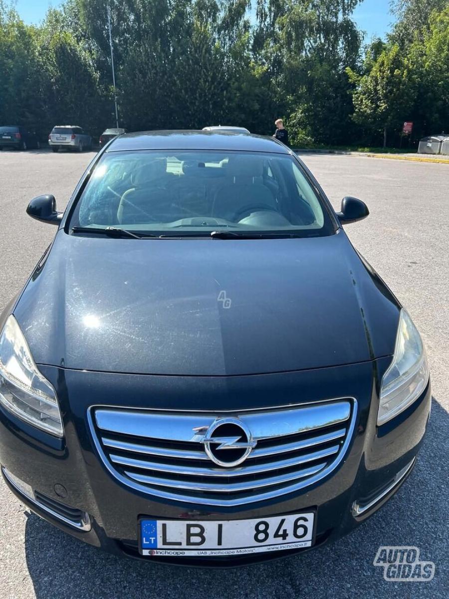 Black Opel Insignia 2009 in Klaipeda, with an engine capacity of 2.00 L and mileage of 186 thousand km for 3700 €, photo 1 on AUTOMOTO.COM.LV