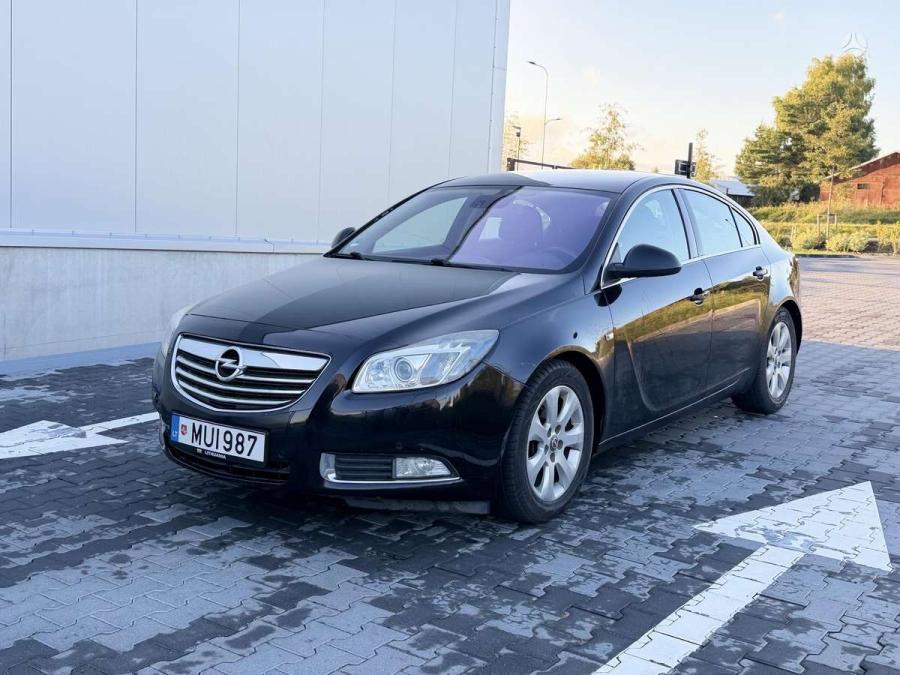 Melns Opel Insignia 2009 Viļņa, ar dzinēja tilpumu 1.96 L un nobraukumu 344 tūkst. km par 1900 €, foto 1 vietnē AUTOMOTO.COM.LV