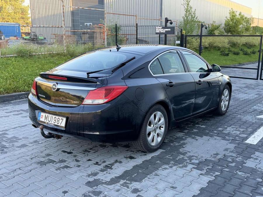 Melns Opel Insignia 2009 Viļņa, ar dzinēja tilpumu 1.96 L un nobraukumu 344 tūkst. km par 1900 €, foto 4 vietnē AUTOMOTO.COM.LV
