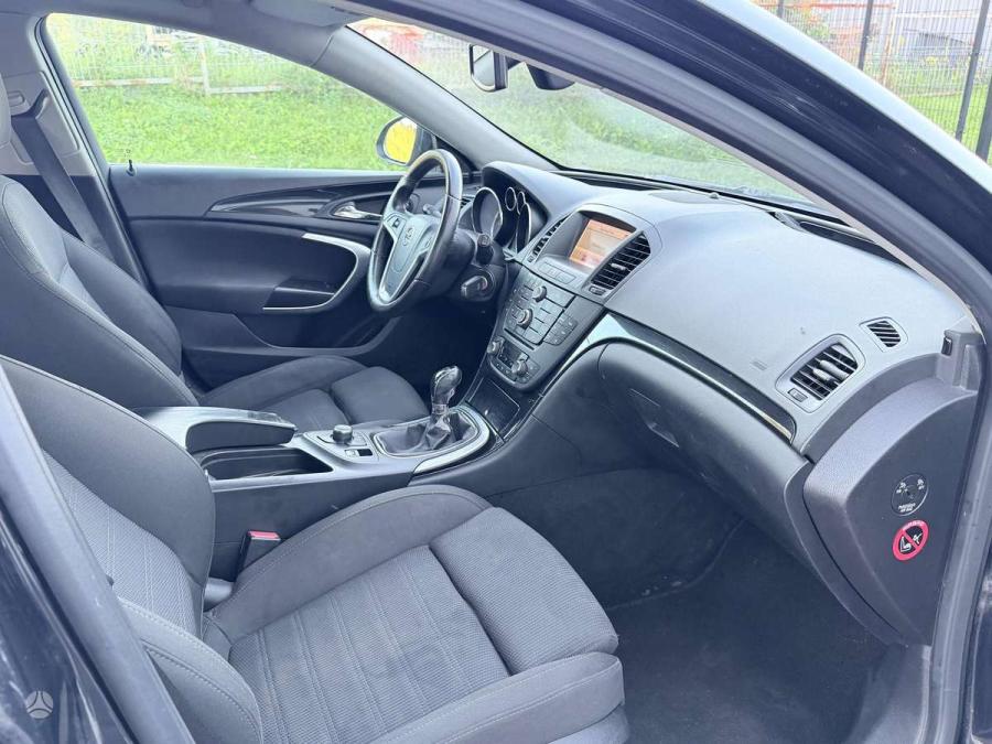 Melns Opel Insignia 2009 Viļņa, ar dzinēja tilpumu 1.96 L un nobraukumu 344 tūkst. km par 1900 €, foto 7 vietnē AUTOMOTO.COM.LV
