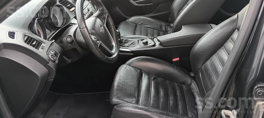 Melns Opel Insignia 2009 Jelgava, ar dzinēja tilpumu 2.00 L un nobraukumu 0 tūkst. km par 2650 €, foto 12 vietnē AUTOMOTO.COM.LV